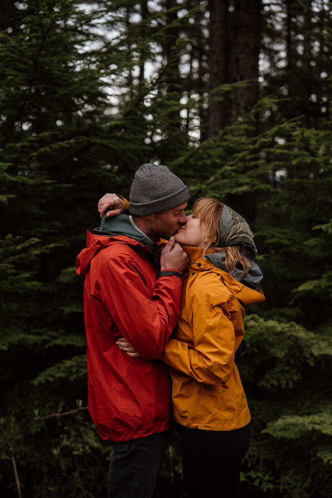 Couples Session at Auke Recreation Area Beach | Juneau, Alaska ...