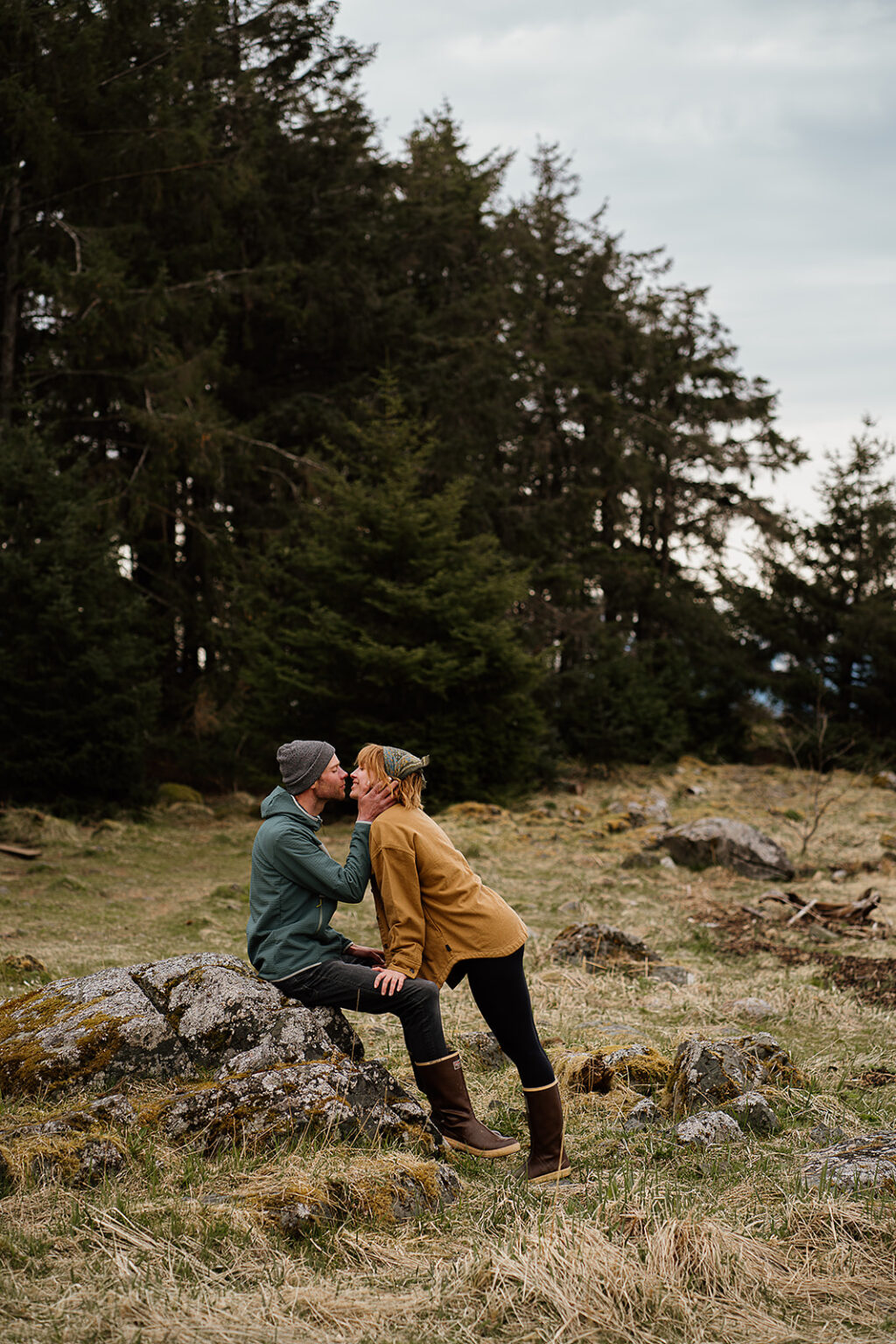 Couples Session at Auke Recreation Area Beach | Juneau, Alaska - Before ...
