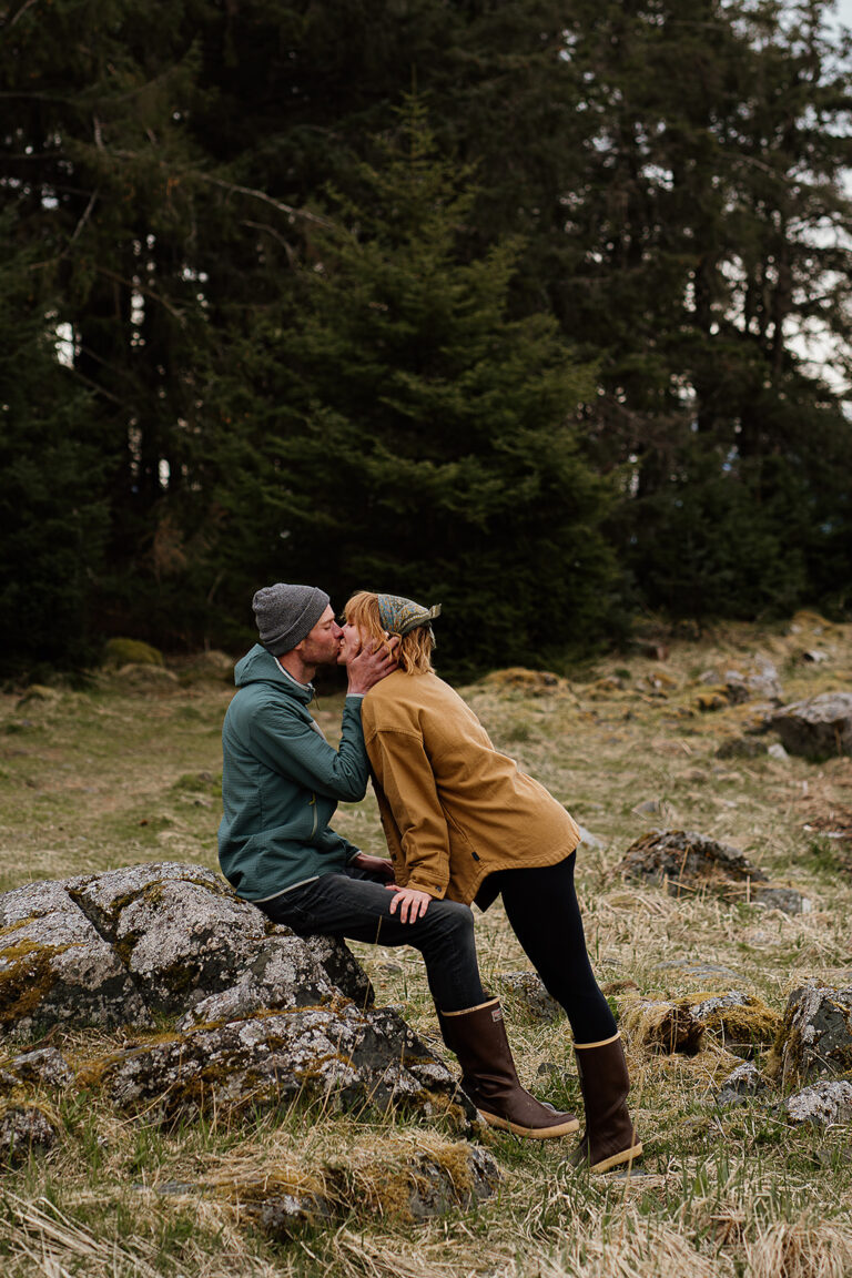 Couples Session at Auke Recreation Area Beach | Juneau, Alaska ...